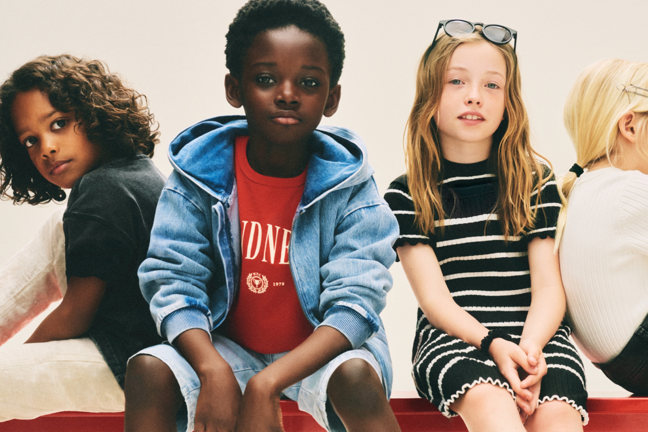 童裝與鞋款 | 童裝和嬰兒裝 | H&M HK