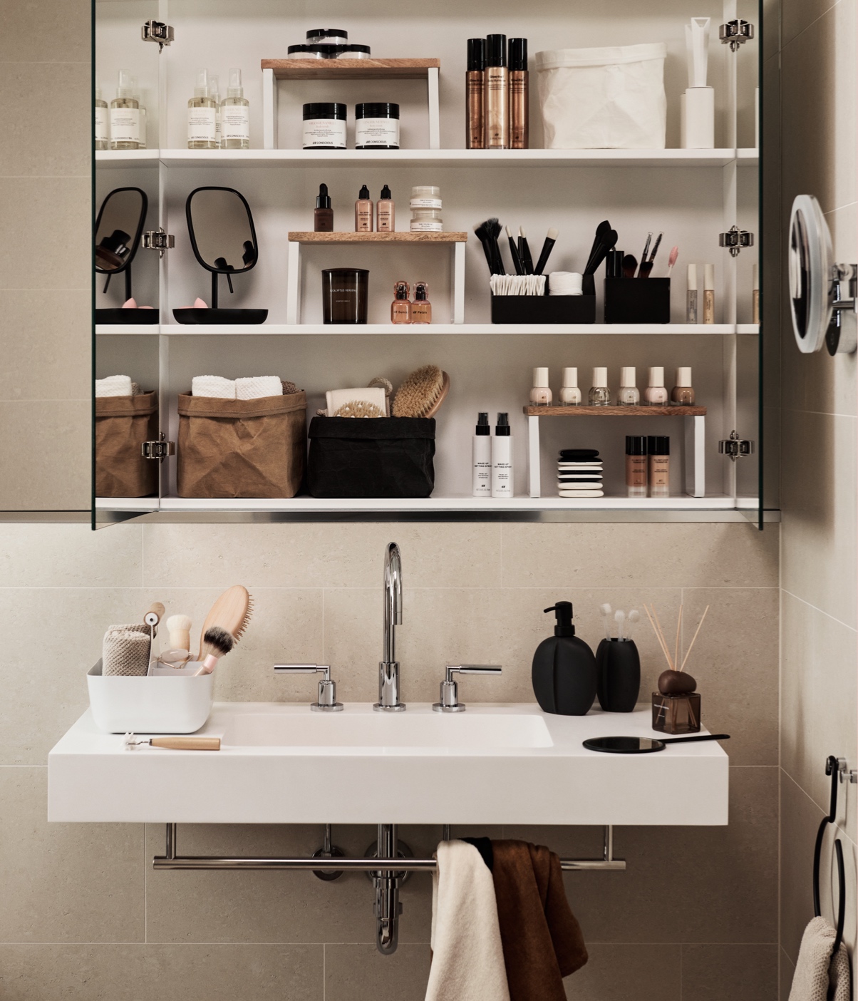 Organise the bathroom | Stylish storage | H&M HOME